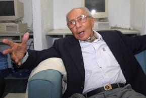 César Portillo de la Luz siempre presente Contigo en la Distancia